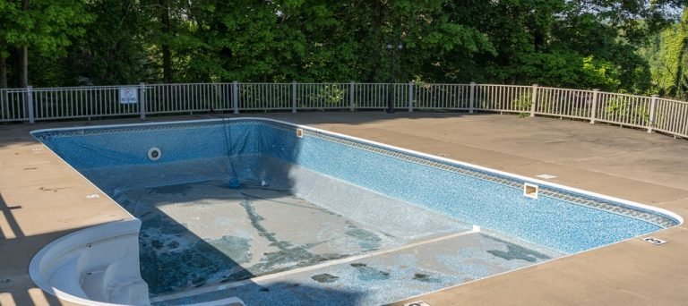 How to Treat Pool Liner Damage Before It's Too Late